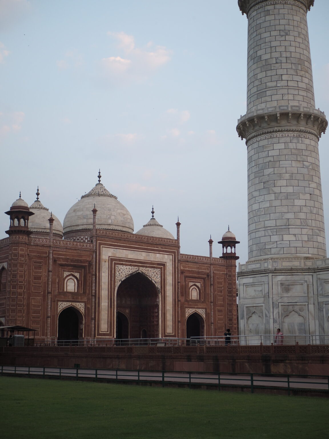 Visiter le Taj Mahal à Agra, les infos à savoir - Voyage en Inde ...