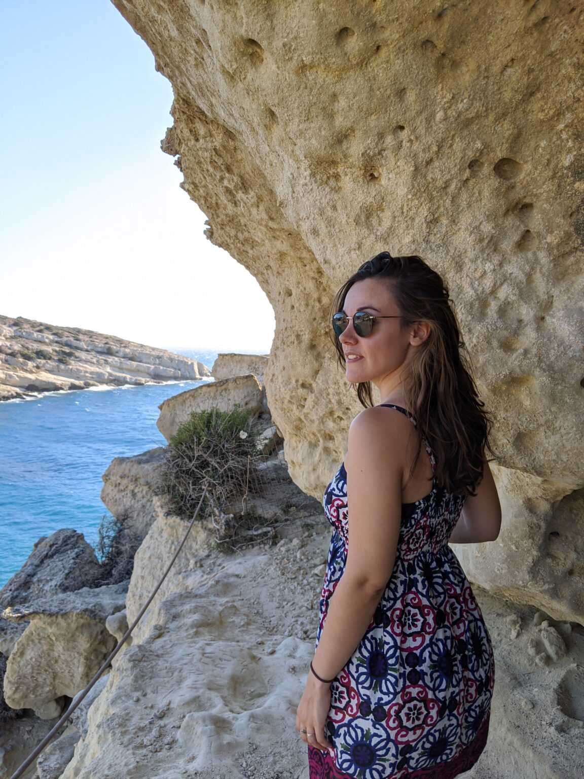 Que faire à Matala en Crète ? Plage, grotte et ambiance bohème ...
